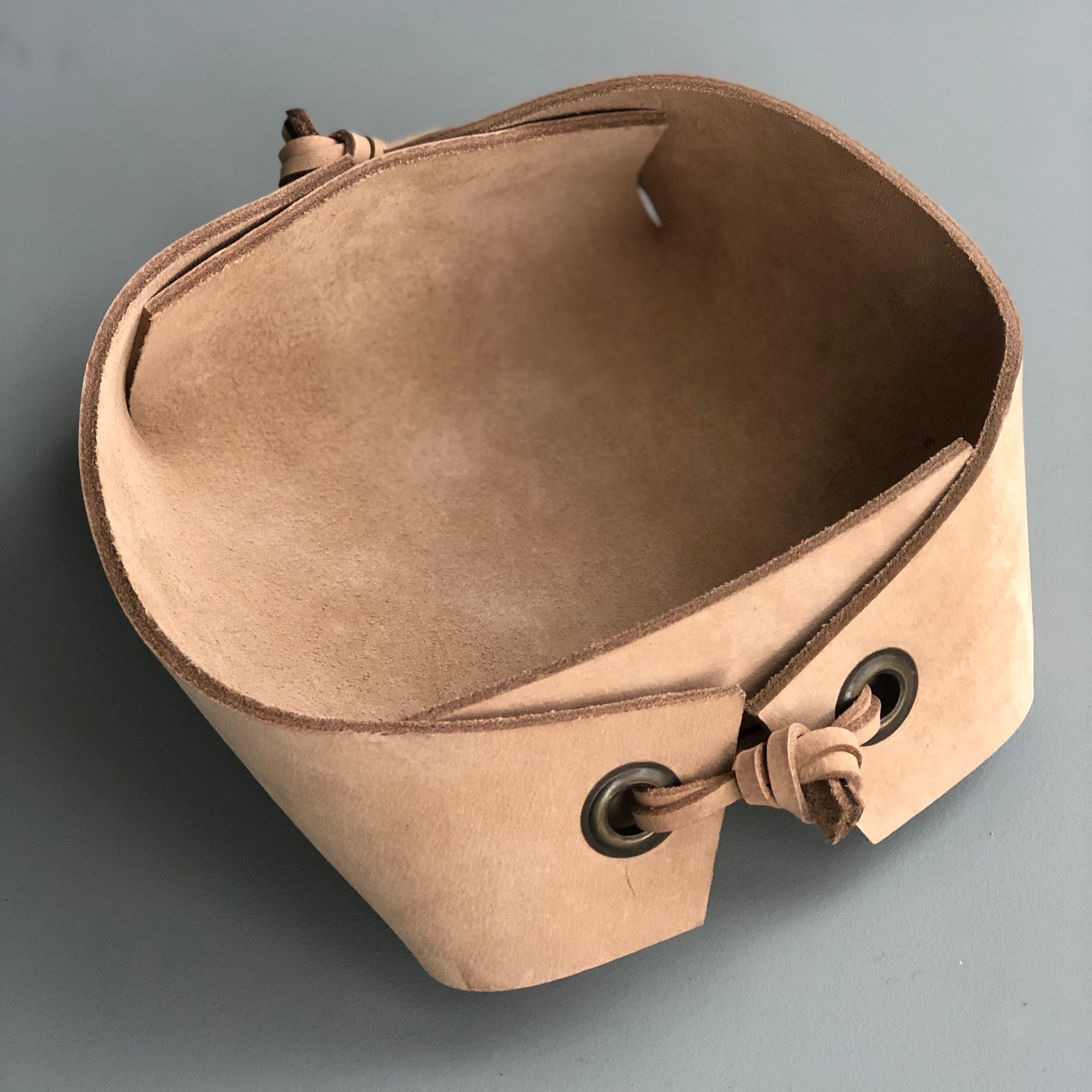 Leather Catch All– Vintrey
